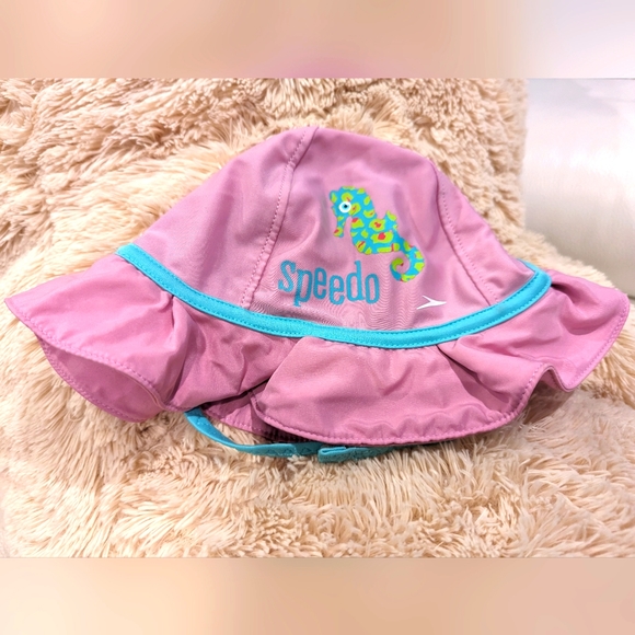Speedo | Accessories | Speedo Unisexchild Uv Bucket Hat Begin To Swim ...